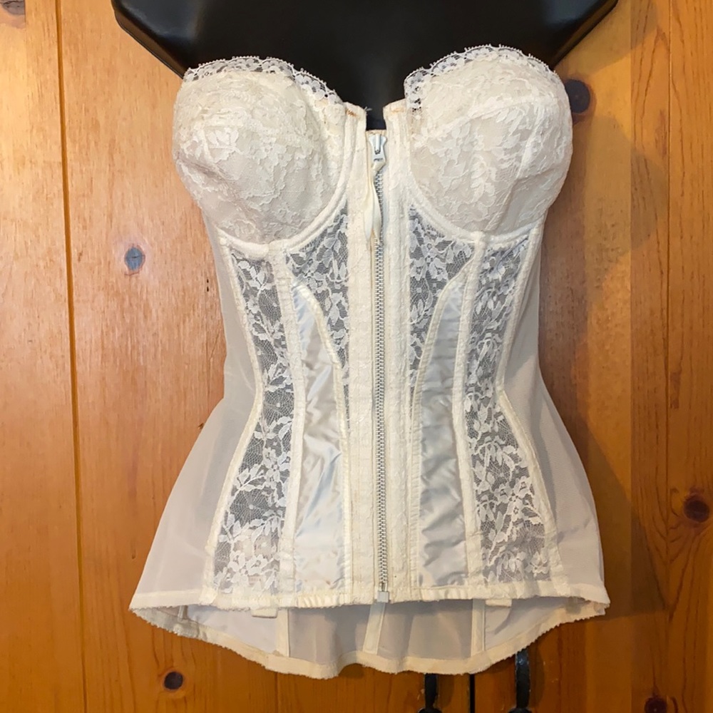 Vintage 50s Pin-Up Corset By Lillyette. - Gem